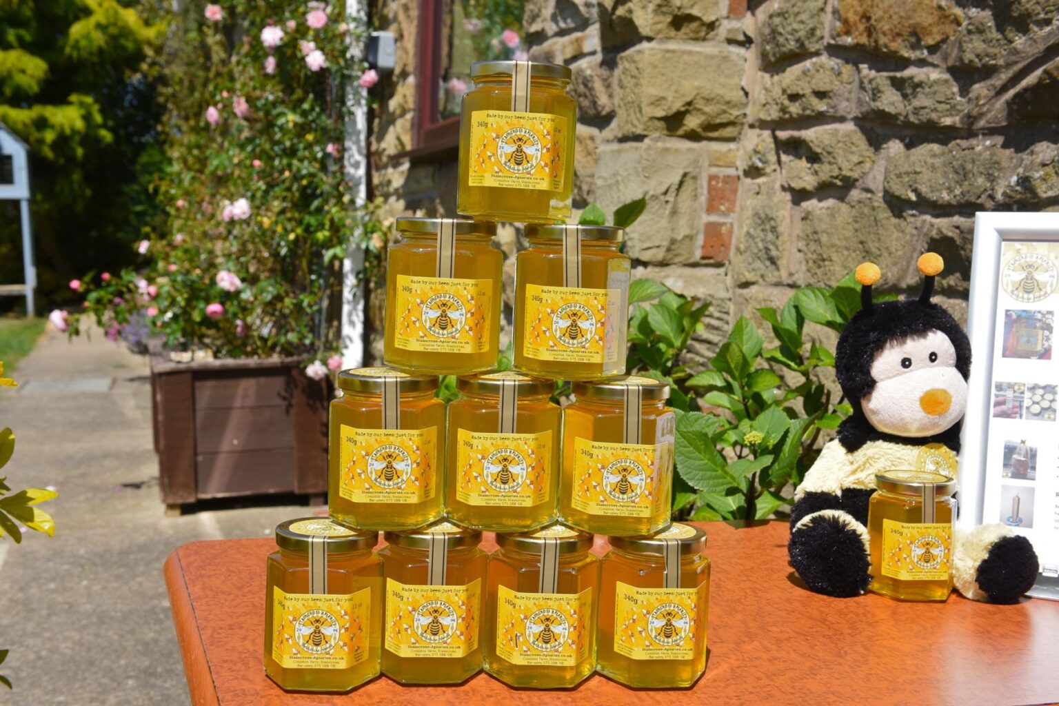 Yorkshire Honey - Staincross Apiaries
